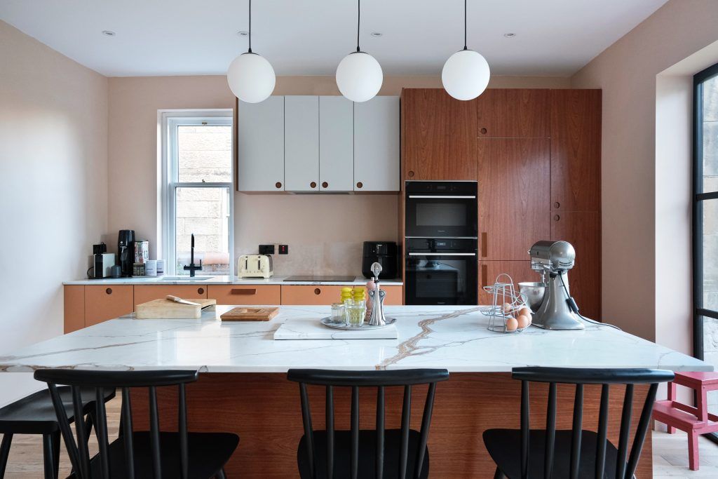 Tailor-made Ikea fronts for a tranquil and inviting culinary experience ...